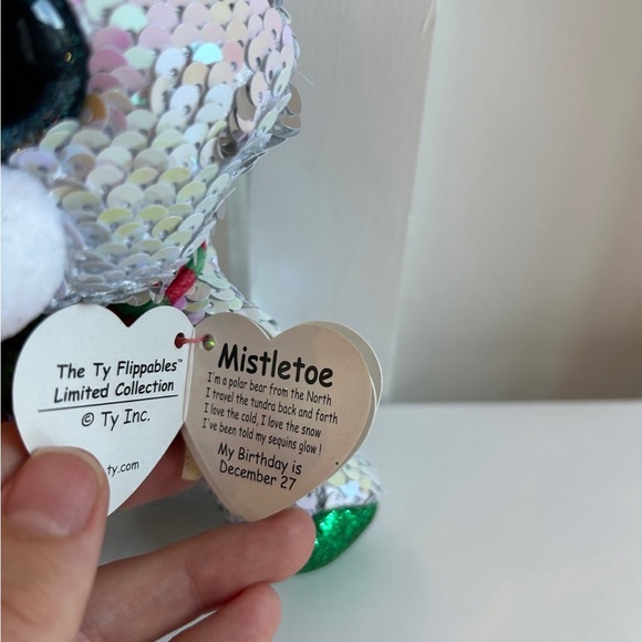 Ty | Toys | Nwt 6 Inch Mistletoe Teddy Bear Flippable Sequins Ty Beanie ...